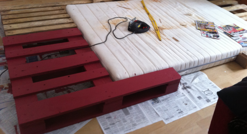 Tools to work pallets: What hardware do you need? - Pallet Furniture