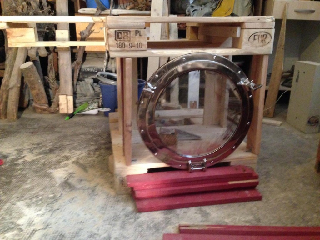 Steampunk desk made of pallets, Part 2 - Pallet Furniture