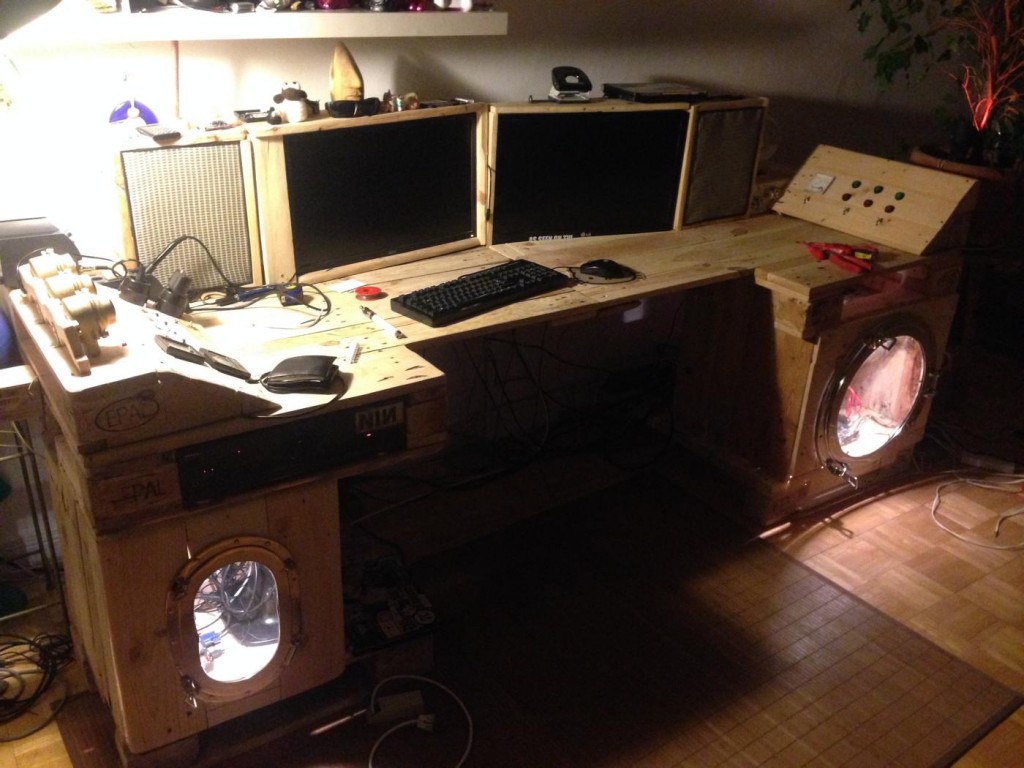 Steampunk desk made of pallets, Part 2 - Pallet Furniture
