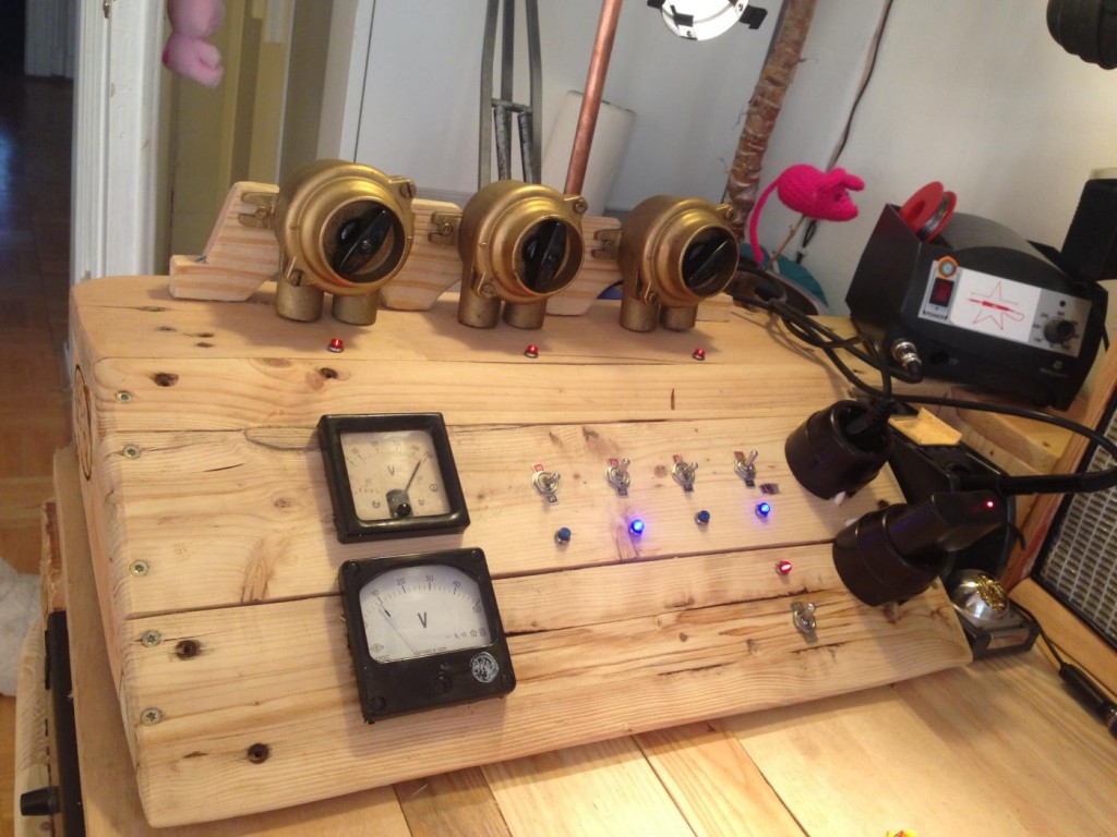 Steampunk desk made of pallets, Part 2 - Pallet Furniture